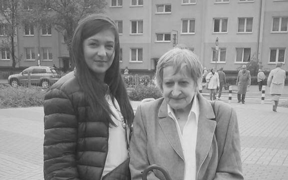 Zrzutka na Pomoc w Pochówku Babci - Paulina Maik | Pomagam.pl